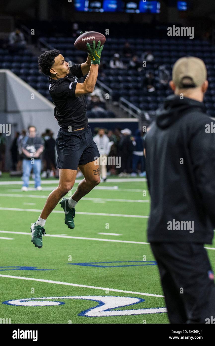 Baylor's Monaray Baldwin runs a drill during the Big 12 Conference's NFL football pro day ...