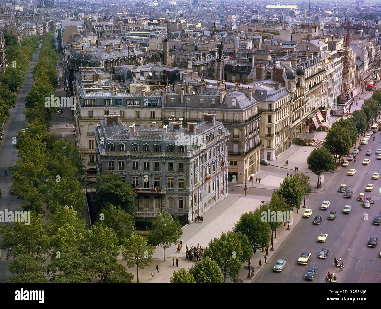Tree lined street in france hi-res stock photography and images - Alamy