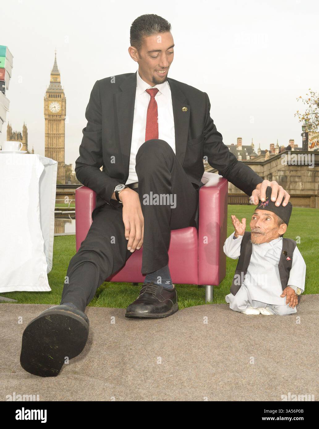 London, England, 11.12.2014 The shortest man ever Chandra Bahadur Dangi ...