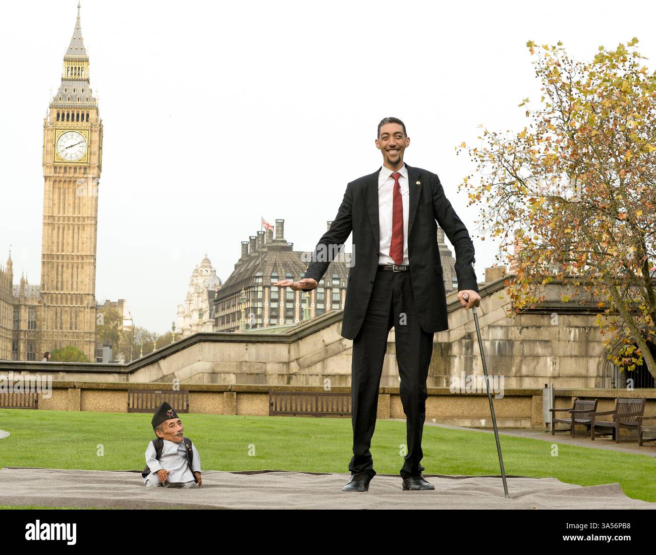 London, England, 11.12.2014 The shortest man ever Chandra Bahadur Dangi ...