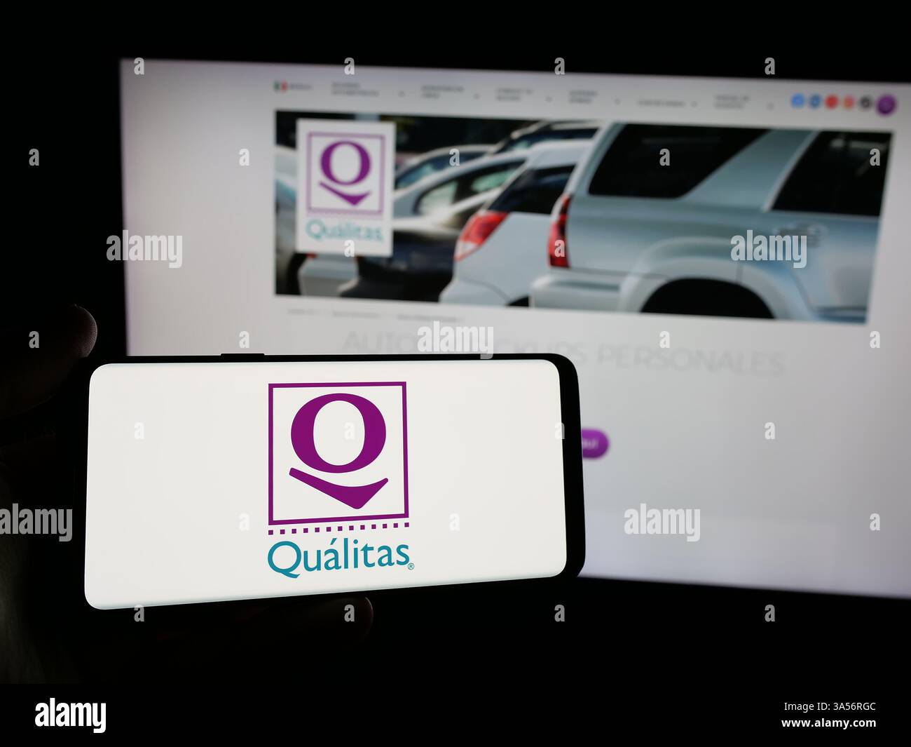 Qualitas logo hi-res stock photography and images - Alamy