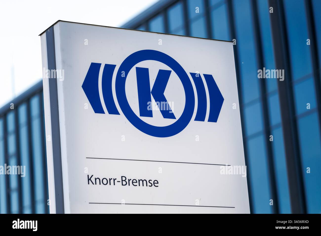 Munich, Germany. 20th Mar, 2025. The lettering and logo of Knorr-Bremse ...
