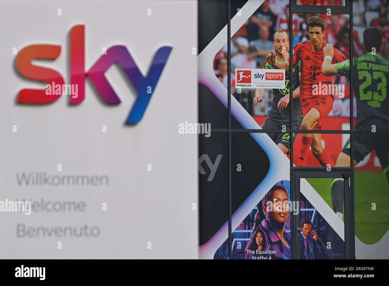 SKY Pay TV Sender,Hauptsitz in Unterfoehring bei Muenchen,Sitz,Zentrale ...