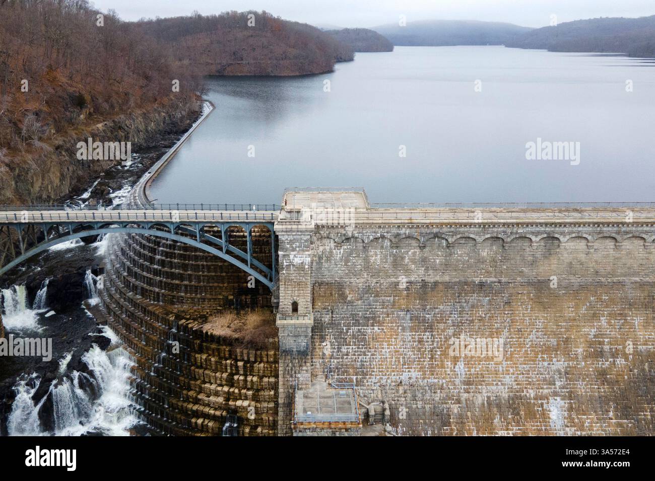 The New Croton Dam and the New Croton Reservoir that supplies part of ...