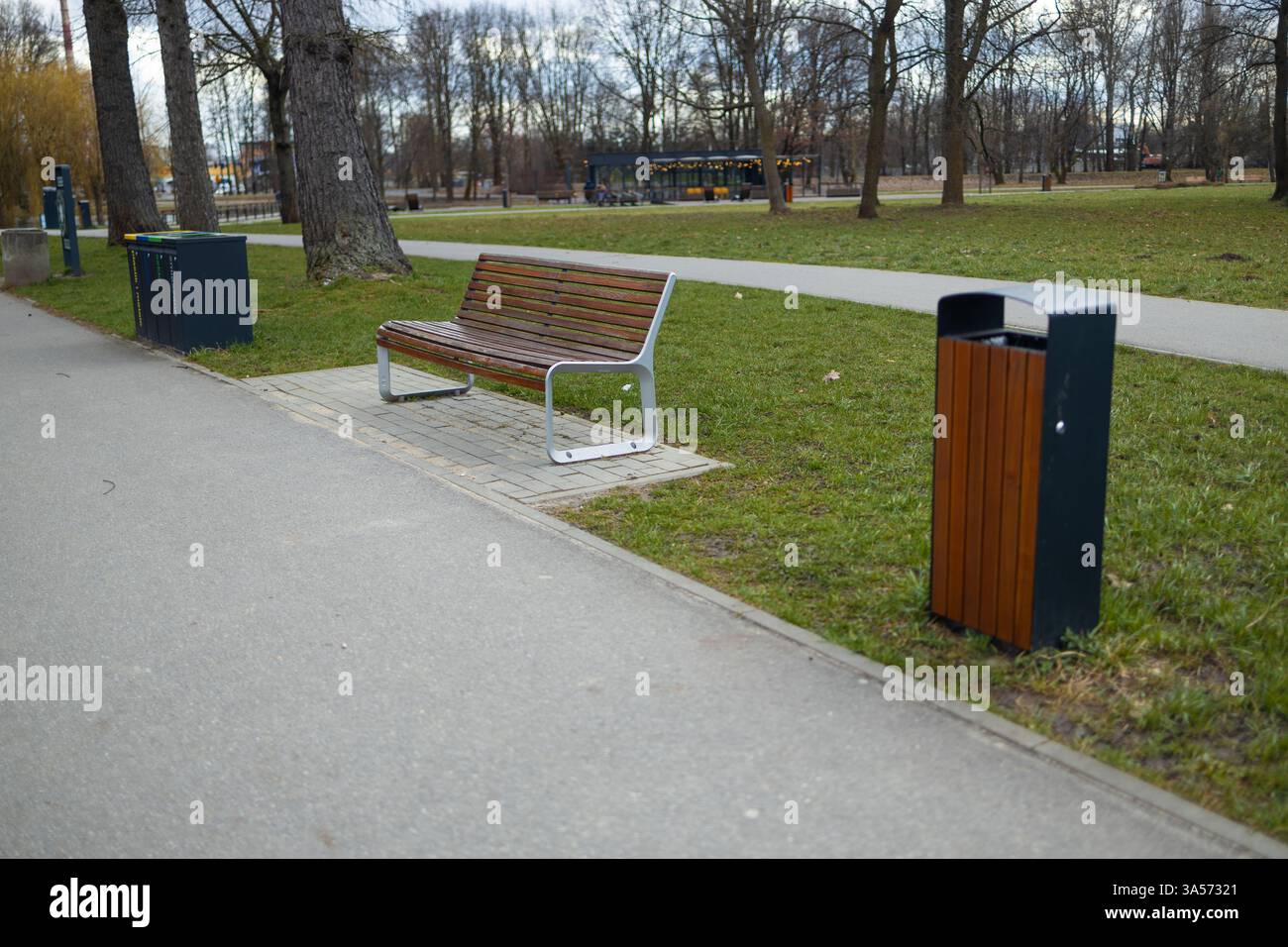 Waste bin along path hi-res stock photography and images - Alamy