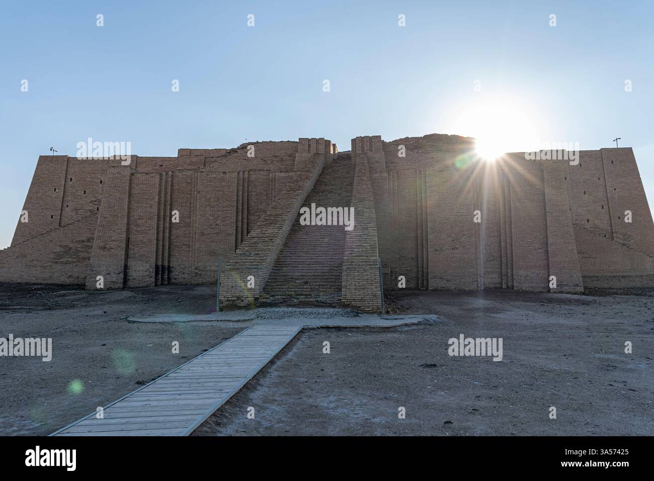 The famous ziggurat of Ur in Iraq Stock Photo - Alamy