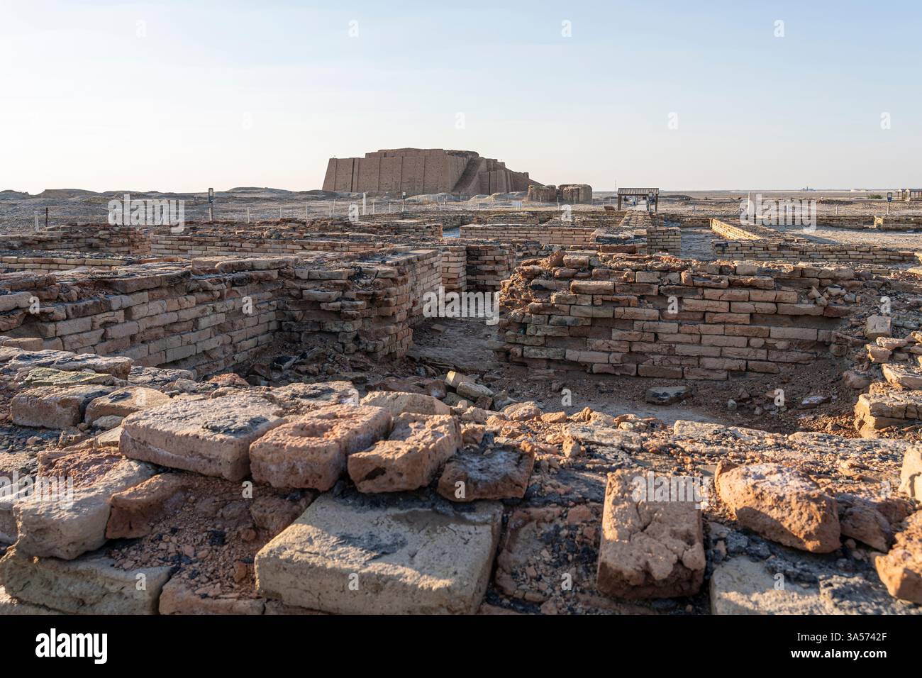 Ziggurat, ancient city of Ur, Ahwar of southern Iraq Stock Photo - Alamy