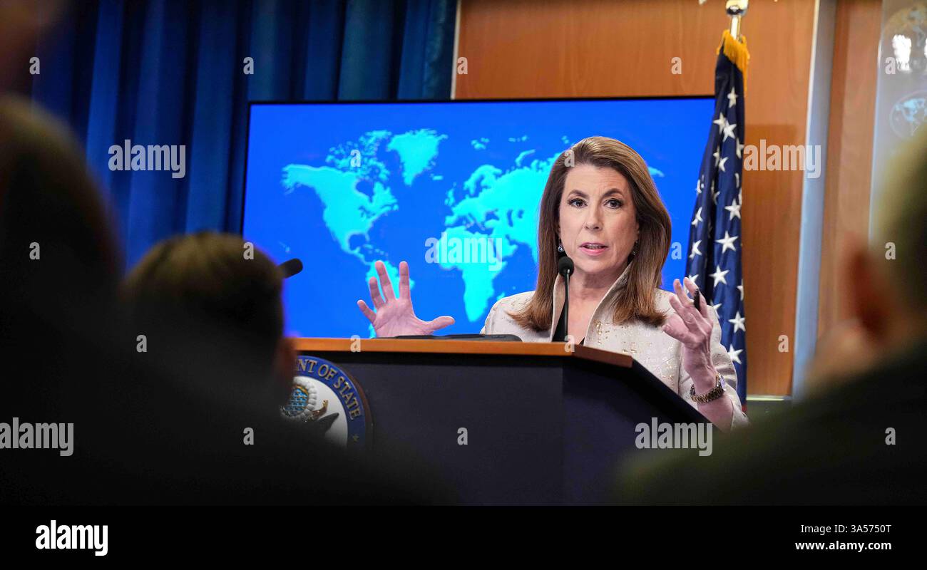 Tammy bruce hi-res stock photography and images - Alamy