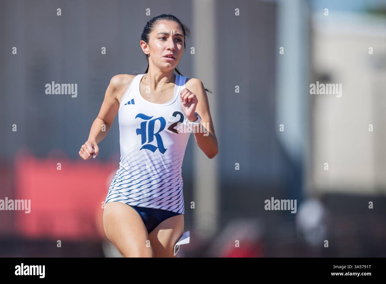 Houston, Texas, USA. 20th Mar, 2025. Rice Owls runner Elle Garcia ...