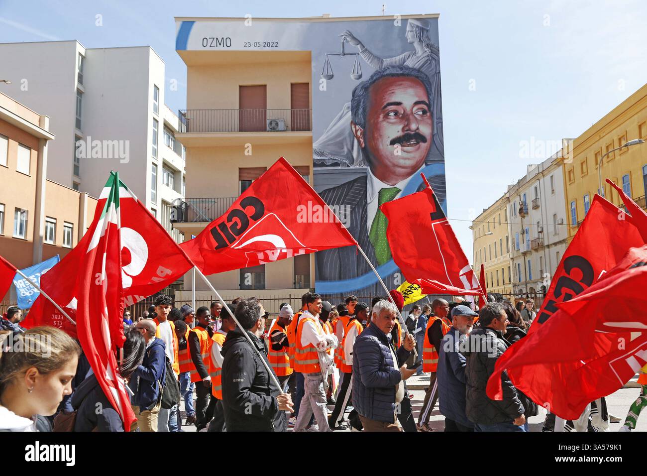 Trapani, Italia. 21st Mar, 2025. Giornata della memoria contro le mafie ...