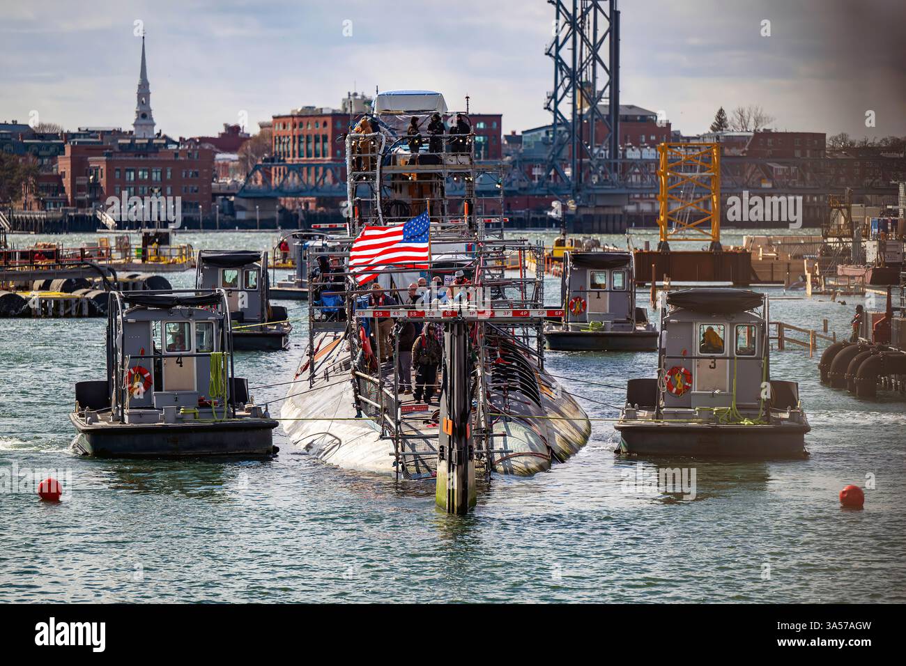 KITTERY, Maine (March 8, 2025) The Virginia-class attack submarine USS Hampton (SSN 767) enters ...