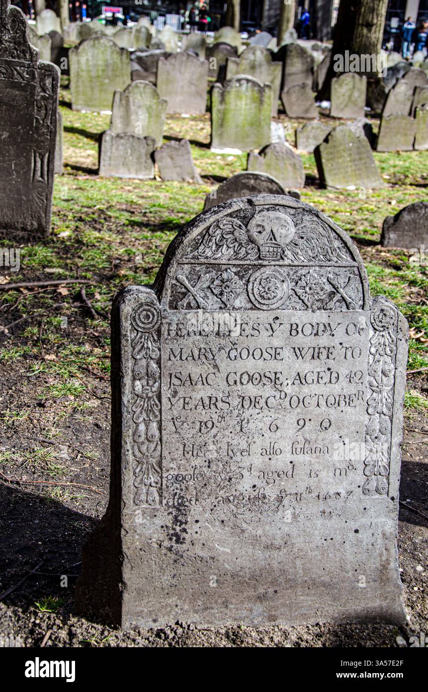 Sacred burial site historic marker hi-res stock photography and images ...
