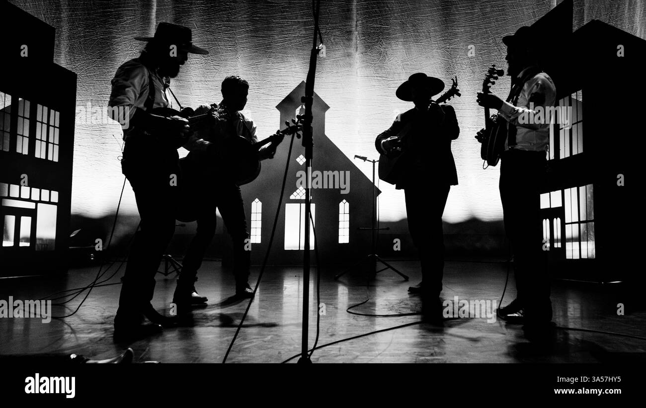 The Beautiful South at the Eventim Apollo, Hammersmith, UK, 20th March ...