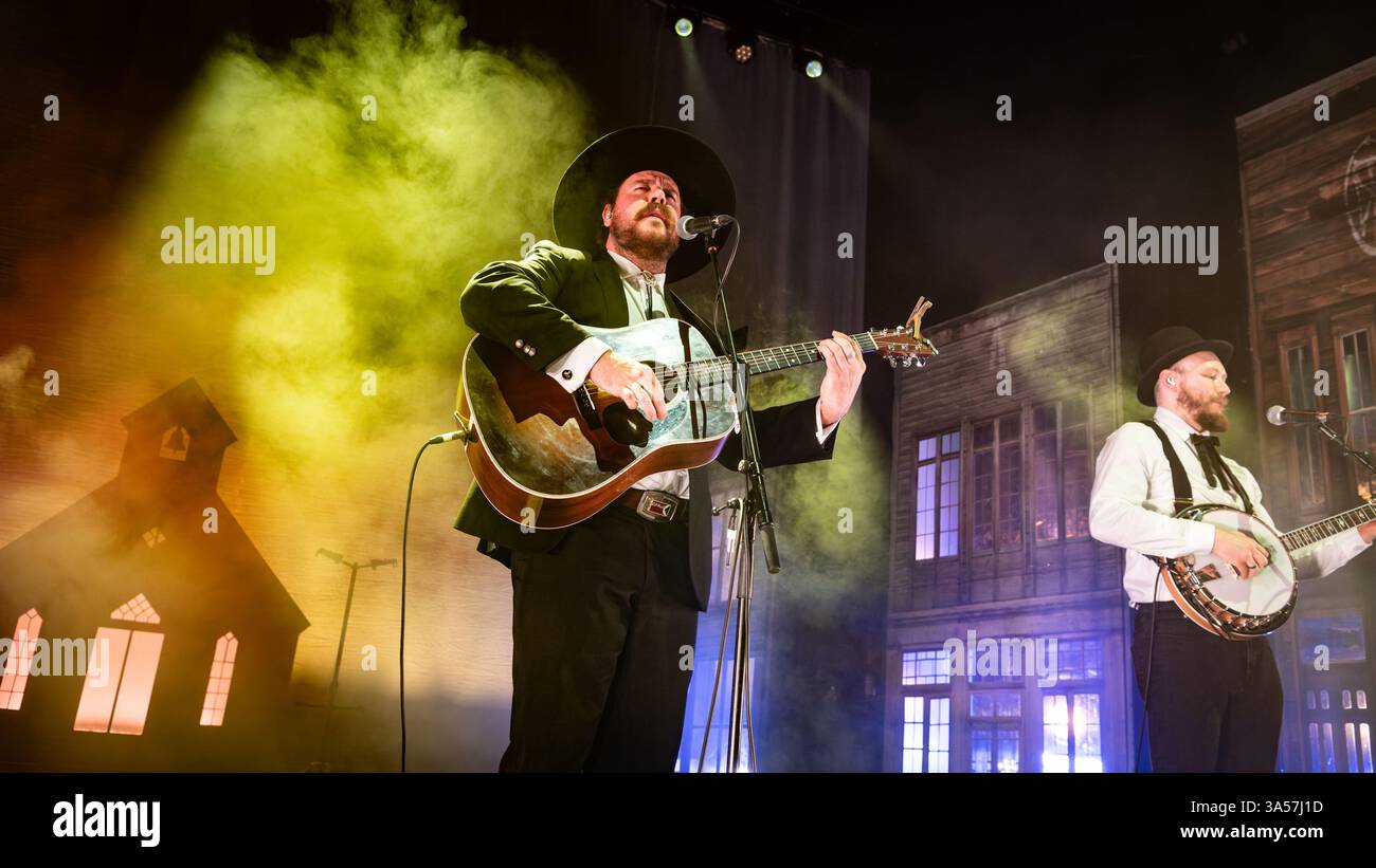 The Beautiful South at the Eventim Apollo, Hammersmith, UK, 20th March ...