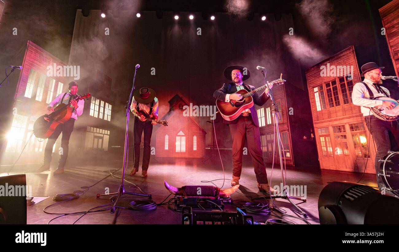 The Beautiful South at the Eventim Apollo, Hammersmith, UK, 20th March ...