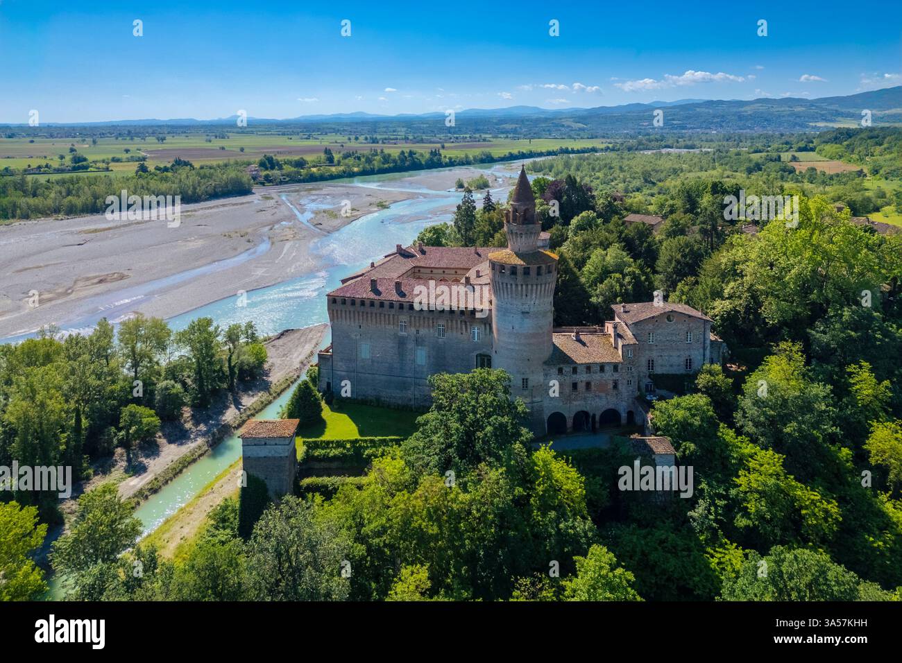 Rivalta castle gazzola emilia romagna hi-res stock photography and ...
