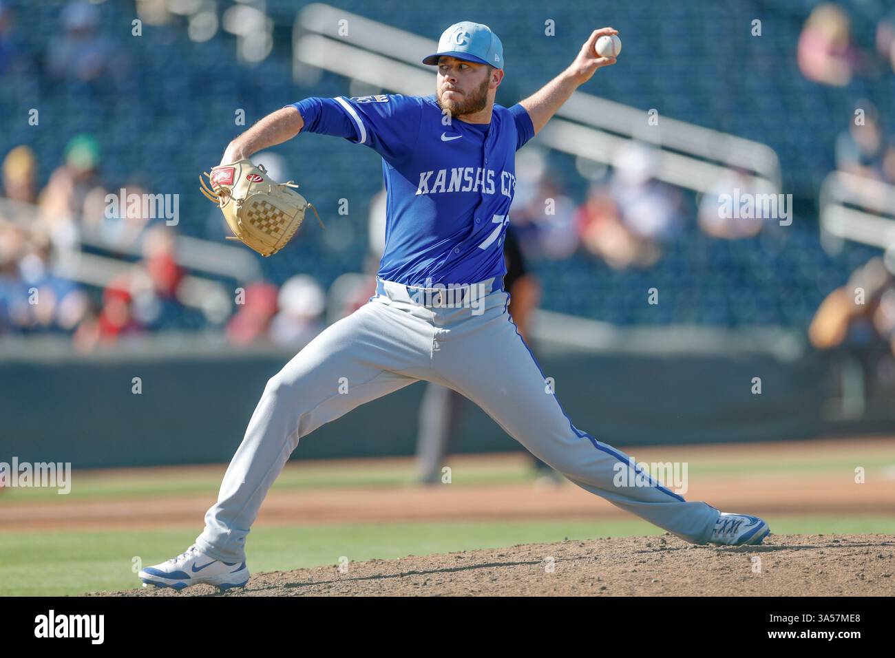 Goodyear, AZ. USA; Kansas City Royals pitcher Sam Long (73) delivers a ...