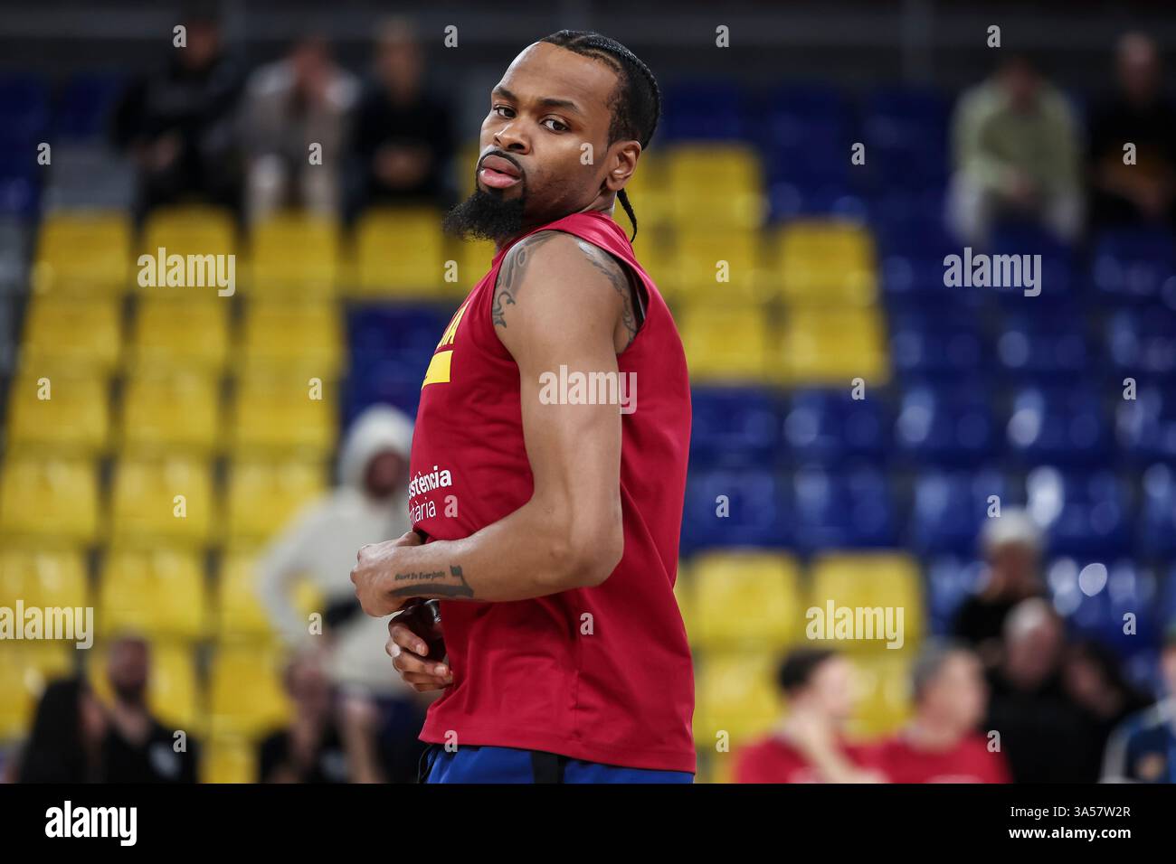 Kevin Punter of FC Barcelona looks on during the Turkish Airlines ...