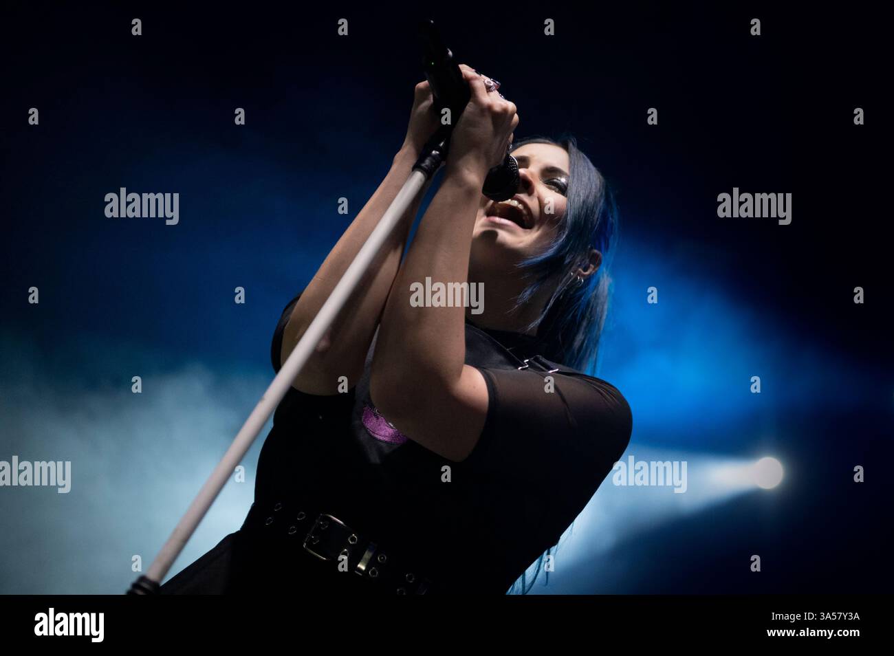 As December Falls (Vocalist Bethany Curtis) live in concert at O2 ...