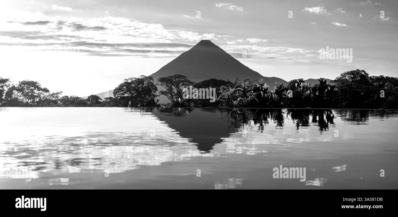 Cone dormant volcano Black and White Stock Photos & Images - Alamy