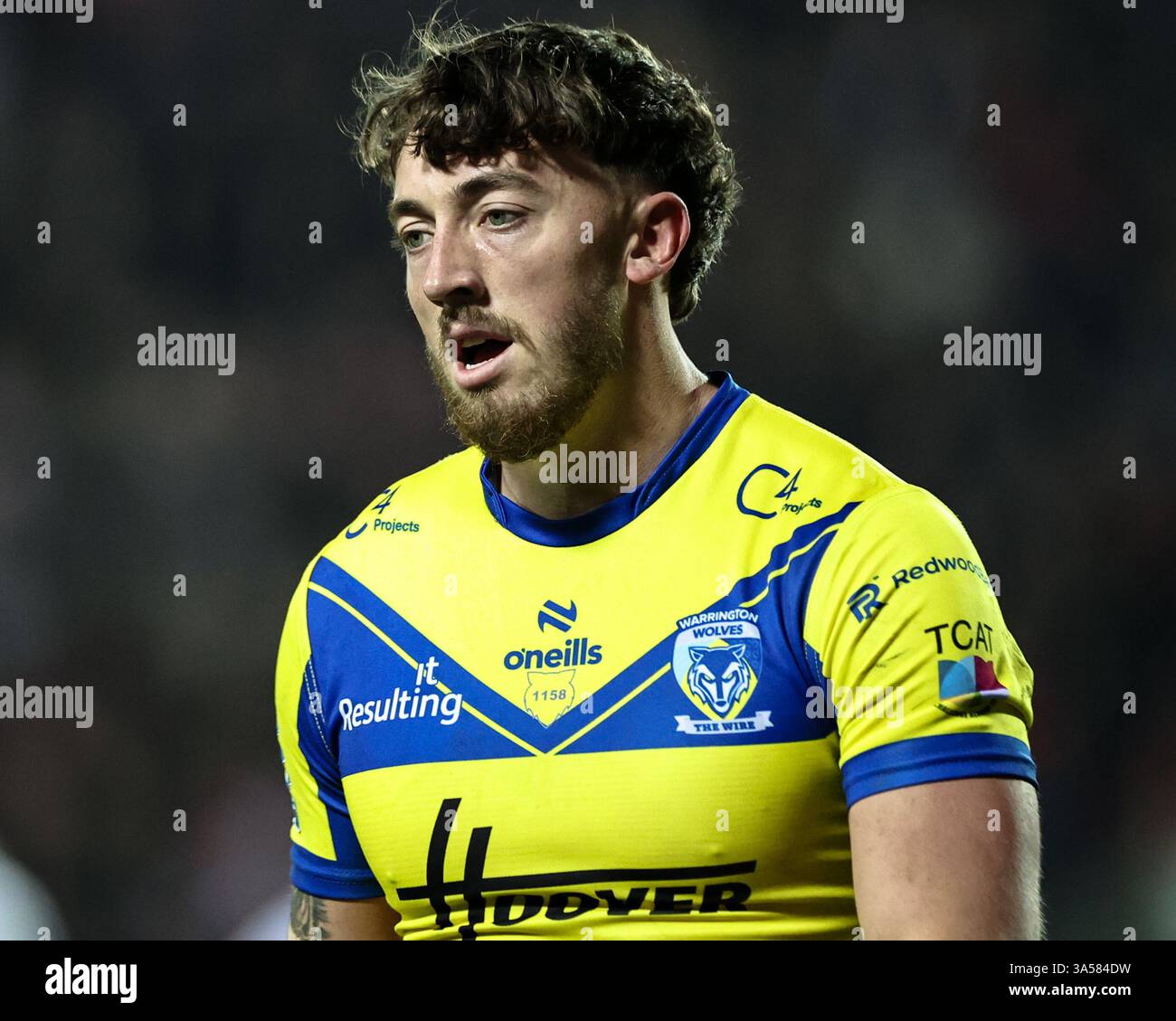 Matty Ashton of Warrington Wolves during the Betfred Super League Round ...