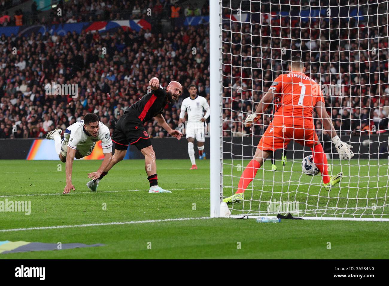 LONDON, UK - 21st Mar 2025: Jude Bellingham of England sees his header ...