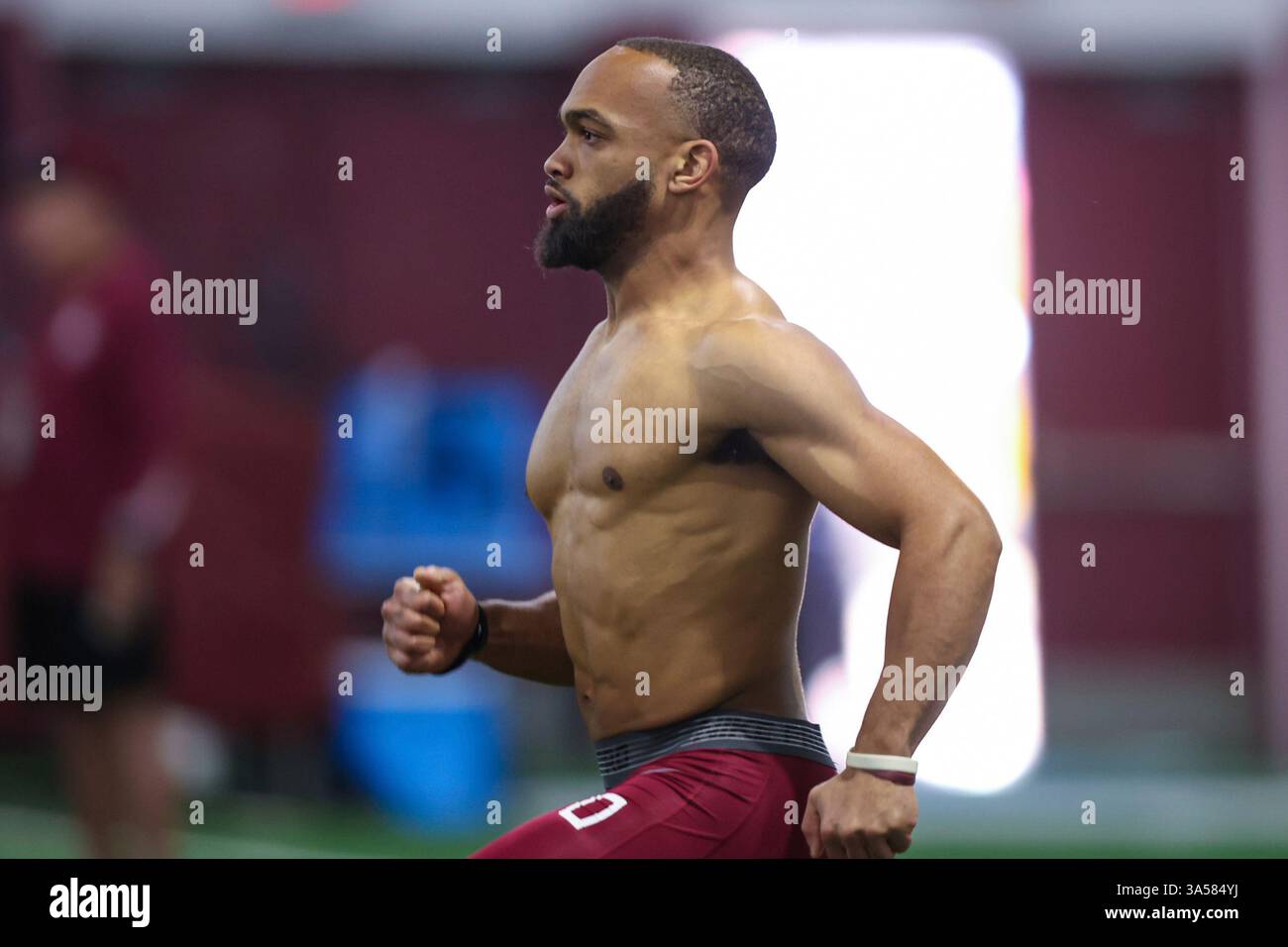 Florida State wide receiver Ja'Khi Douglas runs a 40-yard dash during ...