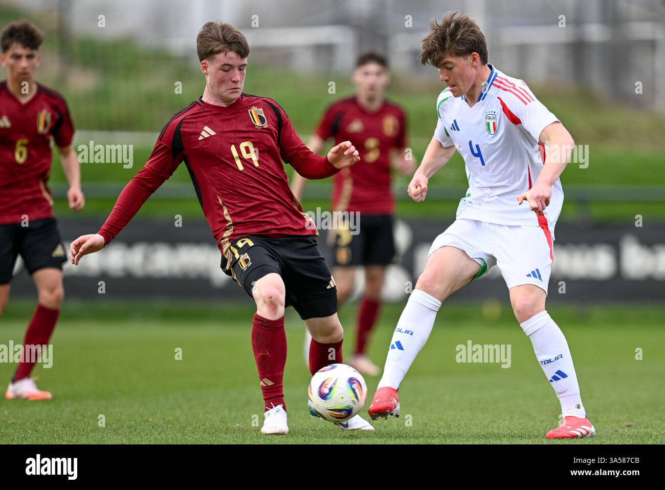 Tubize, Belgium. 21st Mar, 2025. Jakke Van Britsom (19) of Belgium and ...