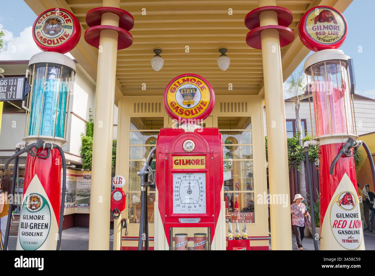 Los Angeles, California, United States - 06-11-2019: A view of a retro ...