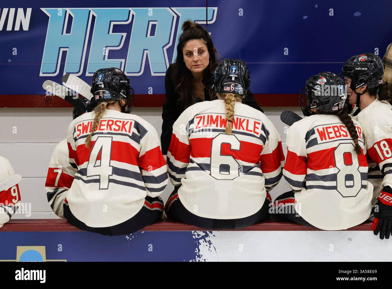 MINNEAPOLIS, MN - MARCH 21: Ohio State Buckeyes head coach Nadine ...