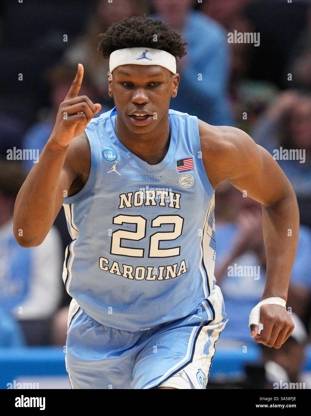 North Carolina forward Ven-Allen Lubin (22) reacts during a First Four ...