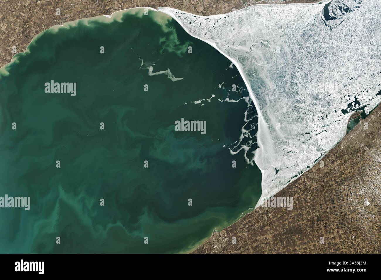 Aerial of spring thaw on Lake Erie Stock Photo - Alamy