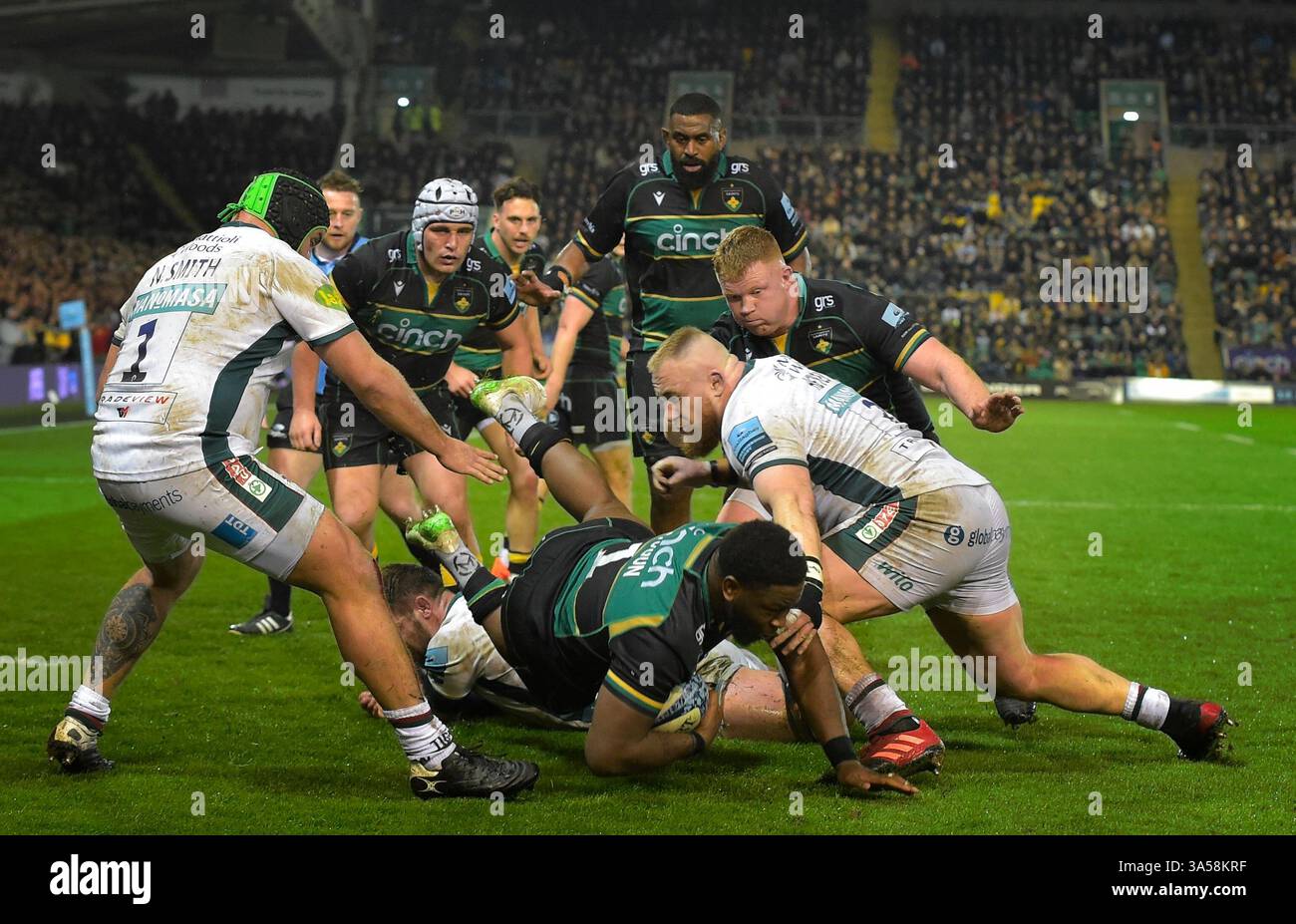 Northampton, UK. 21st Mar, 2025. Emmanuel Iyogun of Northampton in ...