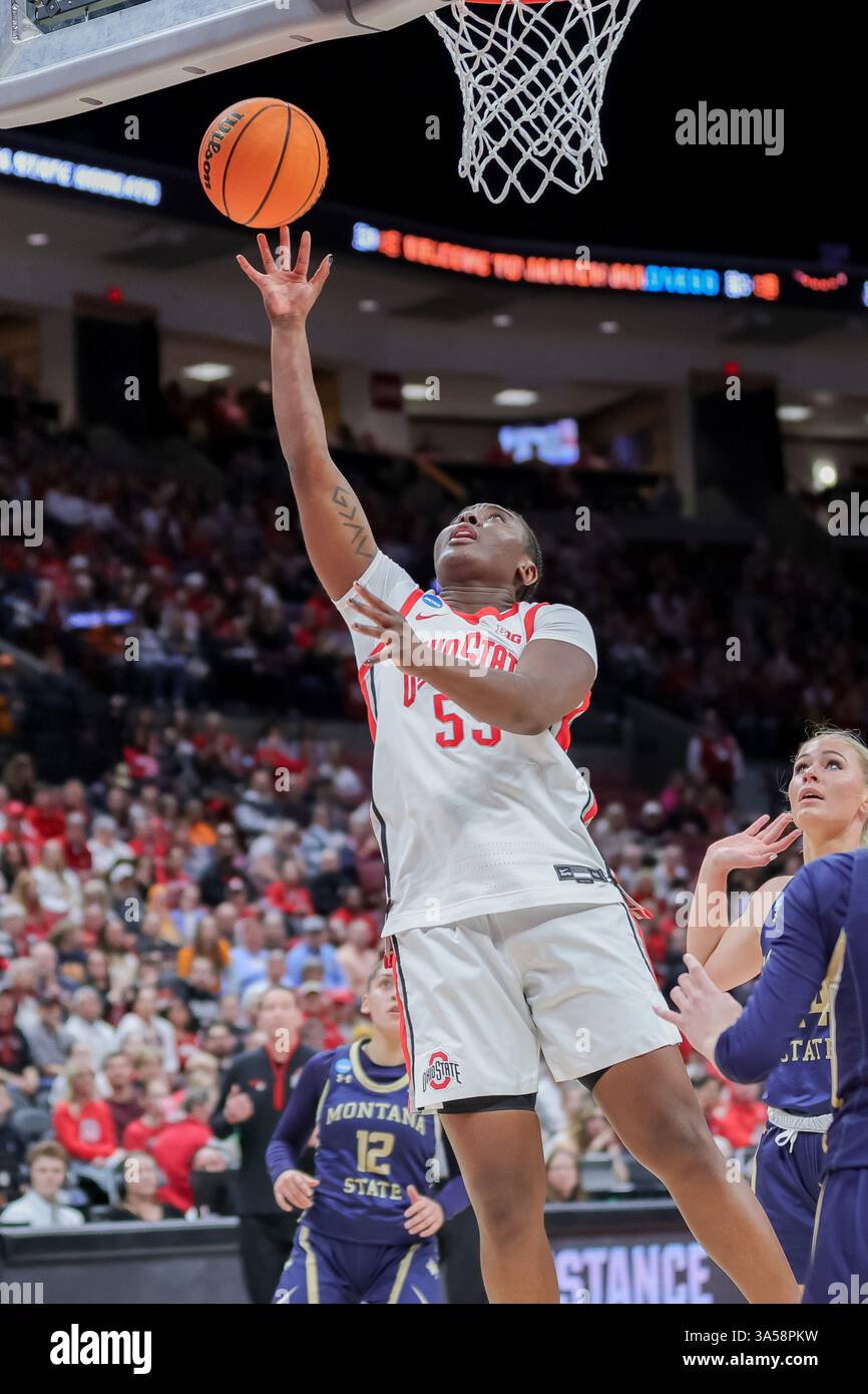 Columbus, Ohio, USA. 21st Mar, 2025. Ohio State Buckeyes forward Eboni ...