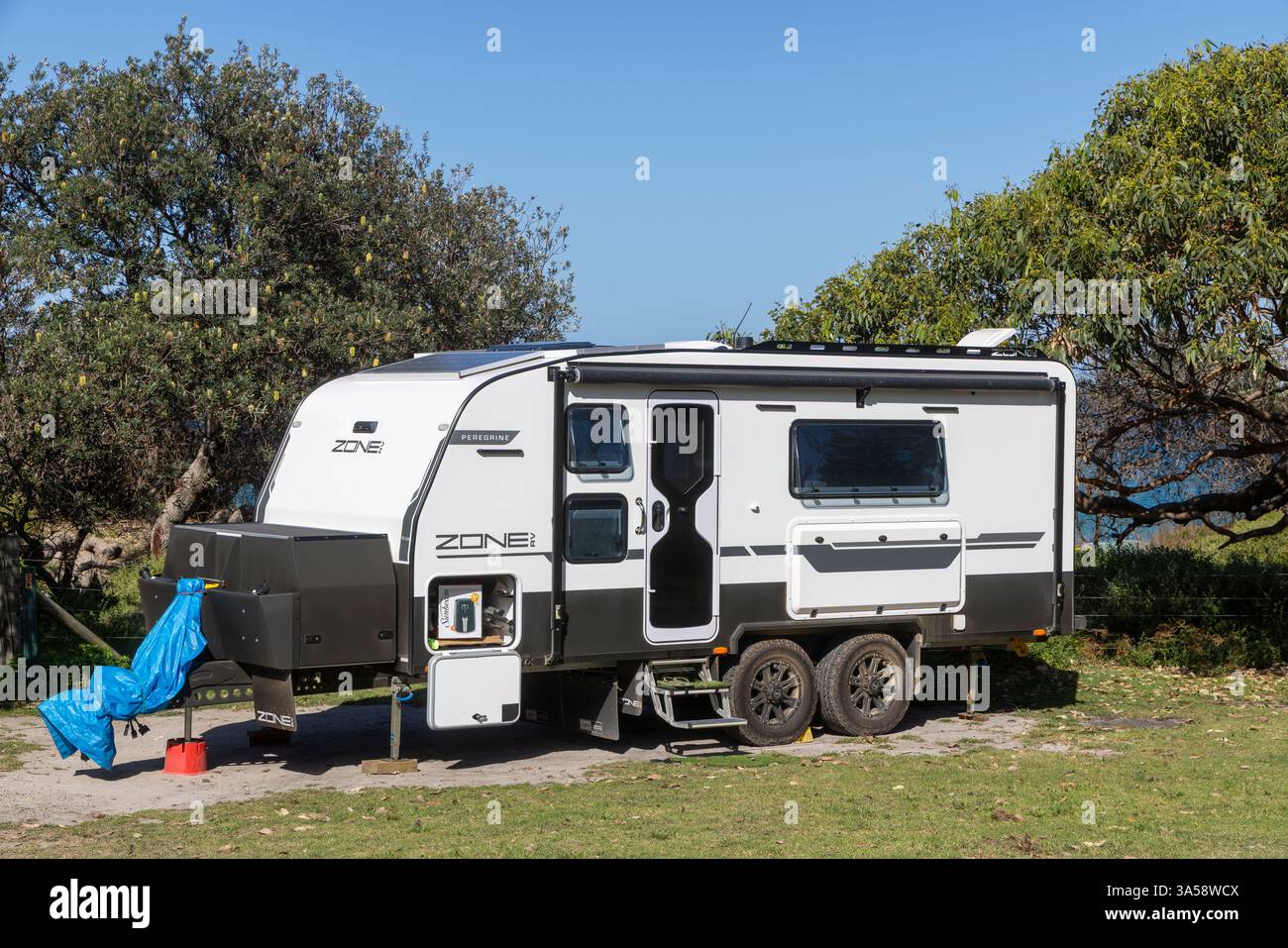 Beach camping at Gillard's campground in Mimosa Rocks national park ...
