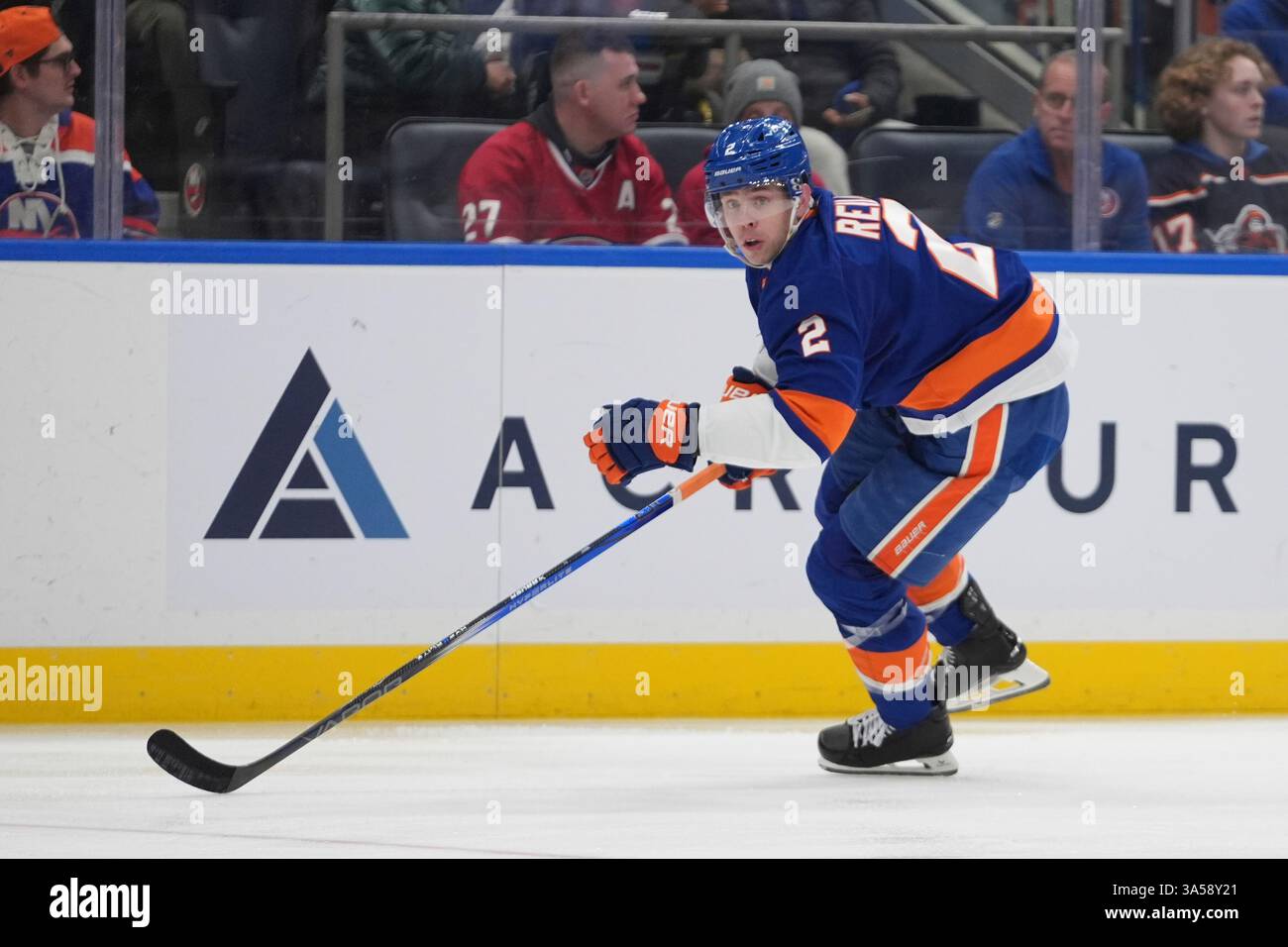 New York Islanders' Mike Reilly (2) during the first period of an NHL ...