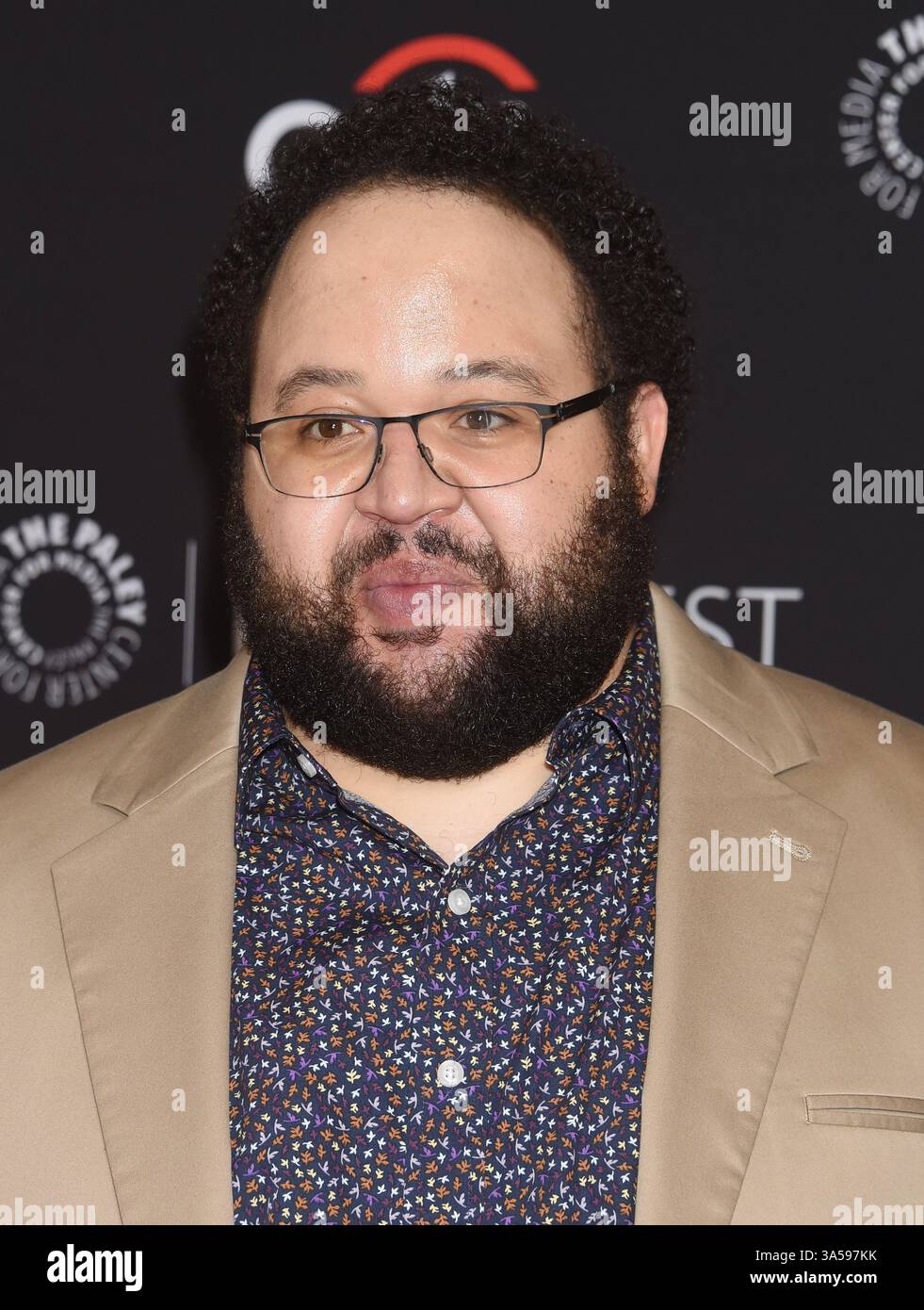 Hollywood, USA. 21st Mar, 2025. Zach Cherry arriving to the 2025 ...