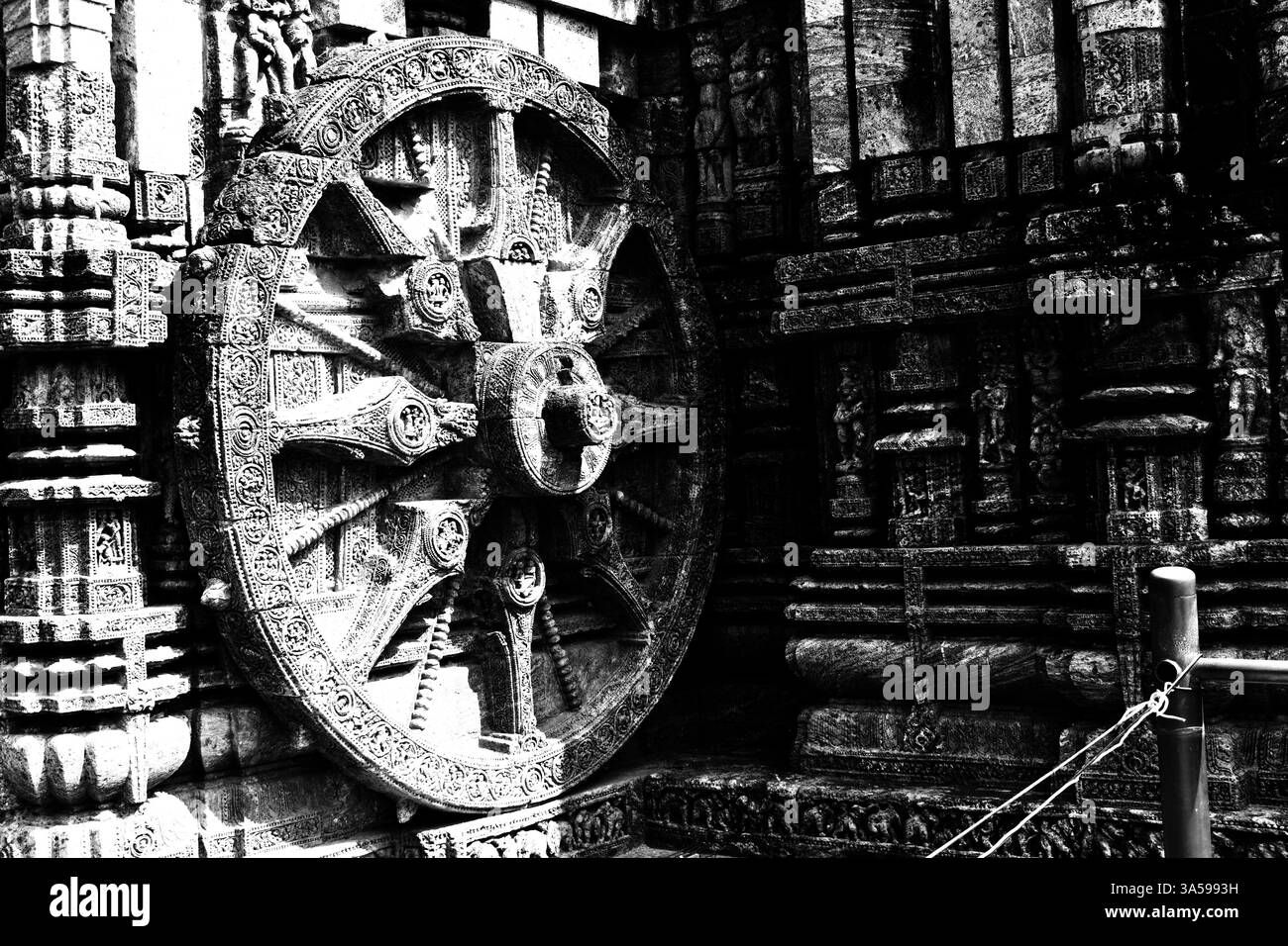 Carving details of a wheel at Konark Sun Temple, Orissa, India Stock ...
