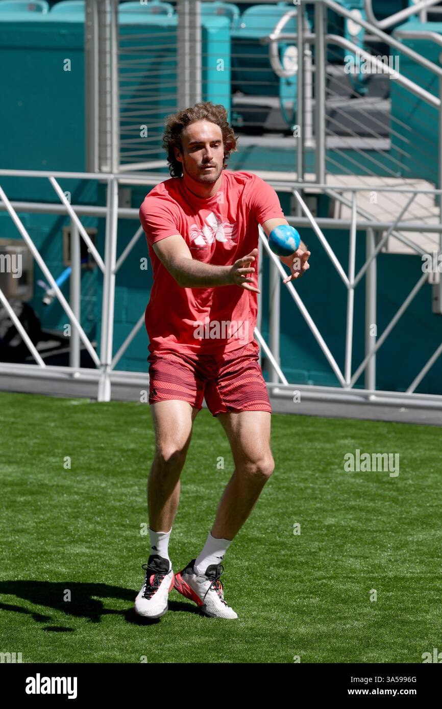 MIAMI GARDENS, FLORIDA - MARCH 21: Stefanos Tsitsipas during Day 4 of ...