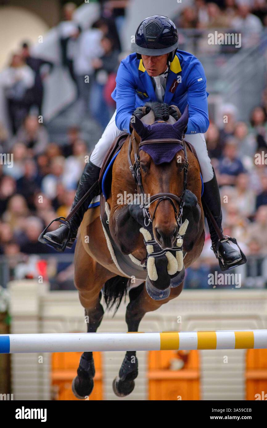 Christian AHLMANN riding d'Aganix 2000 Z during the Saut Hermès 2025 ...