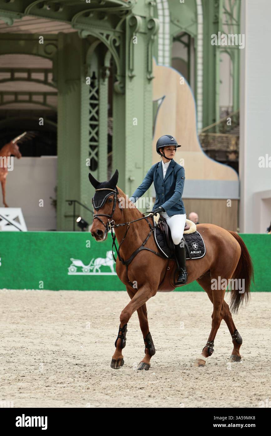 Maya DE LA JOYA FERNANDEZ-LONGORIA of Spain with Un Lord du Rozel ...