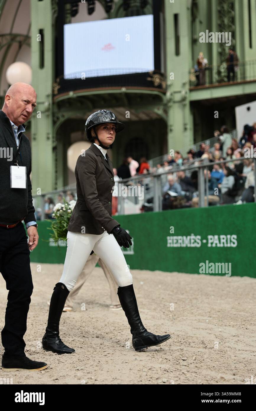Claudia MOORE of Great Britain with Hardesther during the Talents Hermès at the Saut Hermès on ...