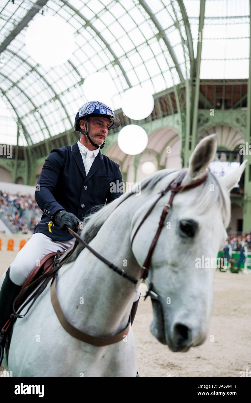 Gregory COTTARD of France with Cocaine Du Val during the Prix Hermès ...