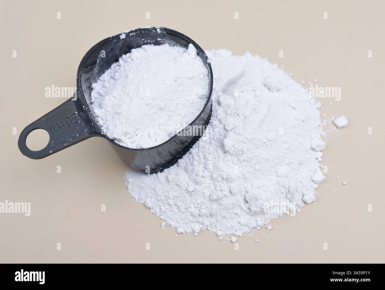 Magnesium fluoride is an ionically bonded inorganic compound with the ...