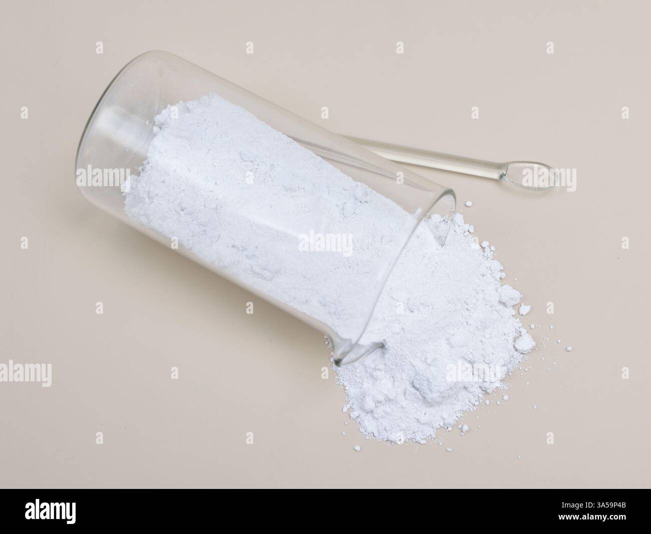 Magnesium fluoride is an ionically bonded inorganic compound with the ...