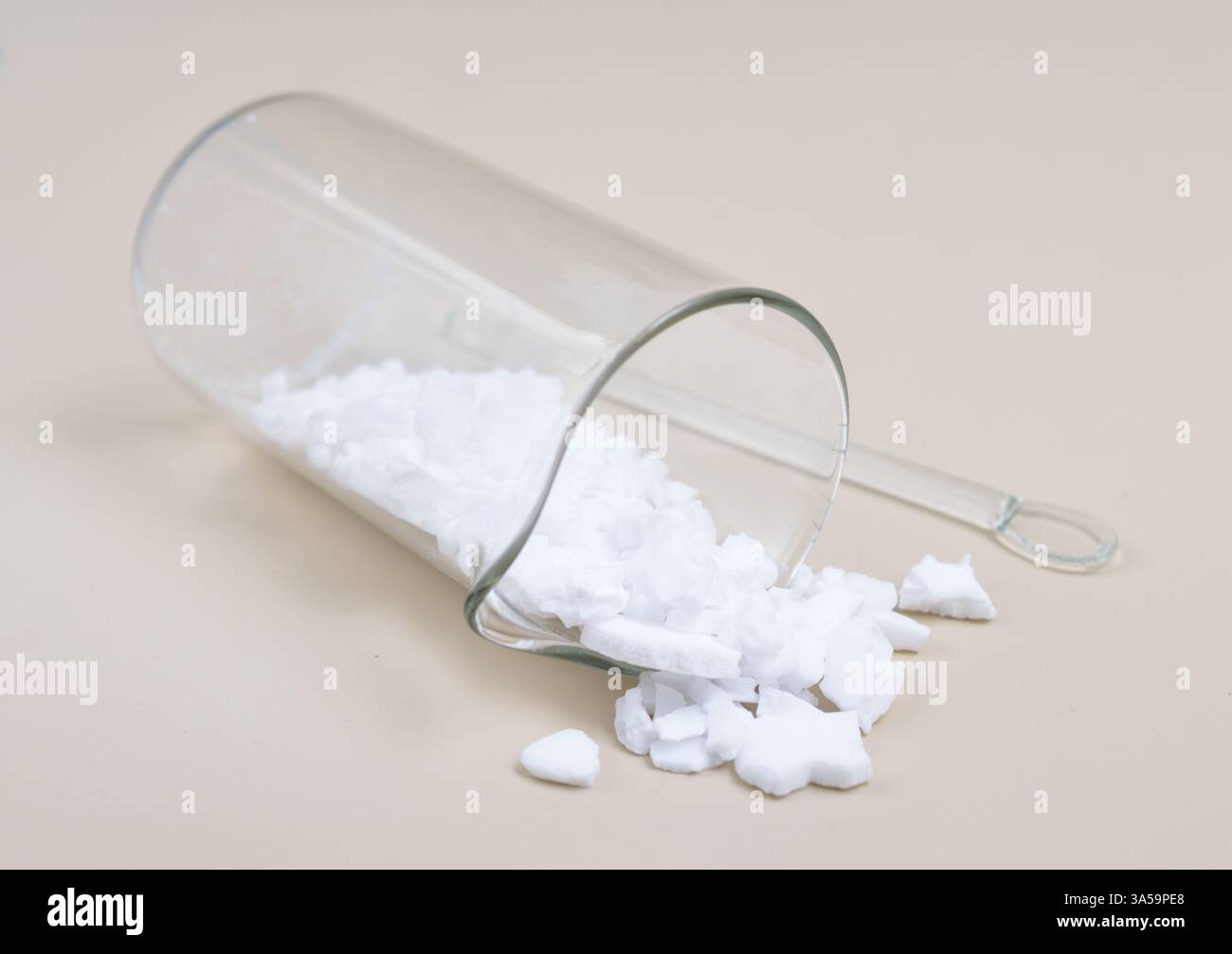 Paraformaldehyde PFA is the smallest polyoxymethylene Stock Photo - Alamy