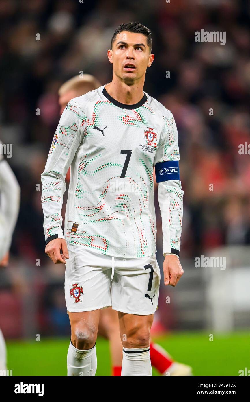 7 (POR) - Cristiano Ronaldo. Nations League: Danmark mod Portugal - 20. ...