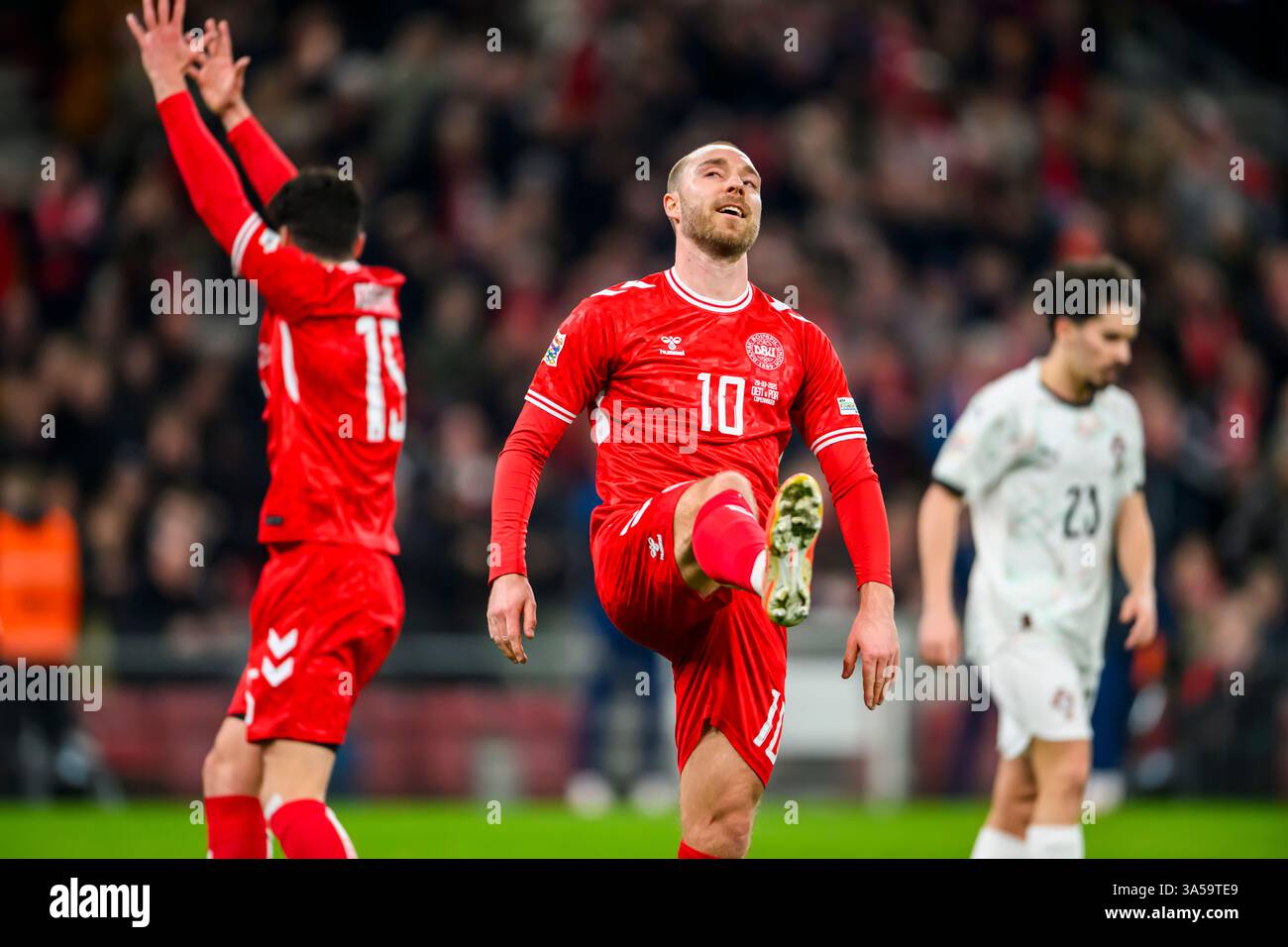 10 (DEN) - Christian Eriksen. Nations League: Danmark mod Portugal - 20 ...