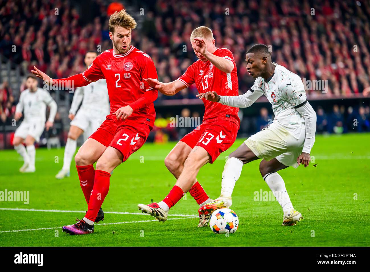 2 (DEN) - Joachim Andersen, 13 (DEN) - Rasmus Kristensen, 19 (POR ...