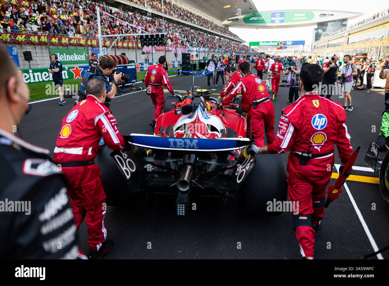 44 HAMILTON Lewis (gbr), Scuderia Ferrari SF-25, action during the ...